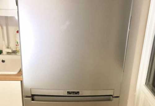Холодильник samsung