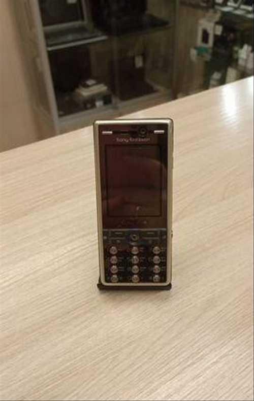 Телефон Sony Ericsson K810i