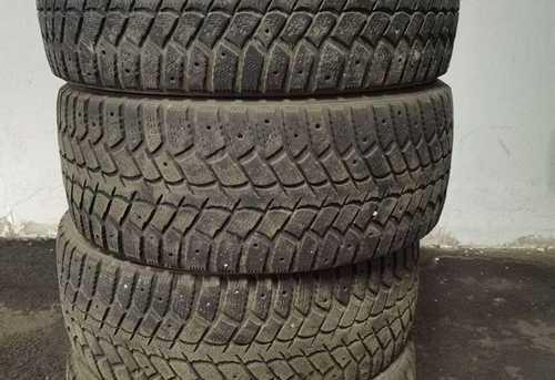 Kumho I'Zen Wis KW19 235/55 R17