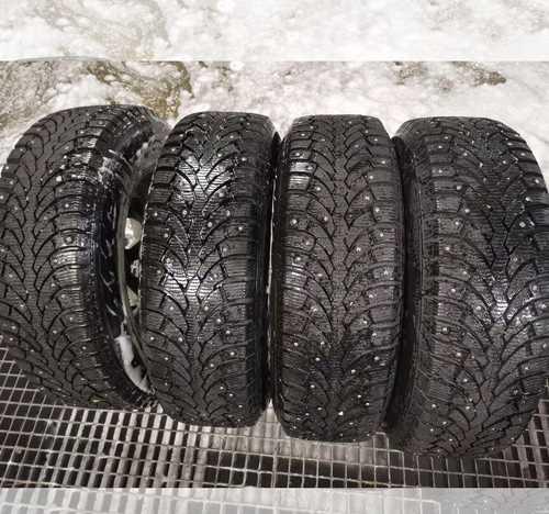 Pirelli Formula Ice 205/65 R16 99T