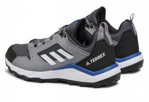 Кроссовки adidas terrex