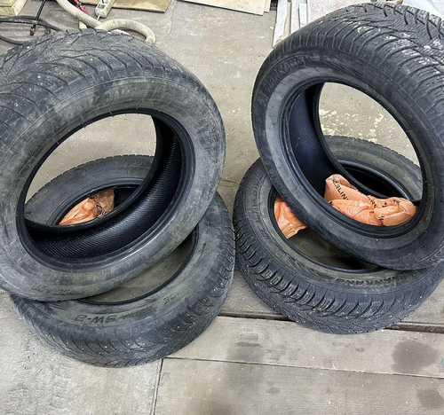 Nankang SW-8 Ice Activa 215/60 R16 99M