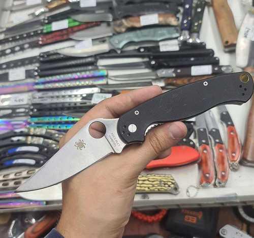 Нож Spyderco Paramilitary