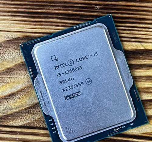 Процессор Intel Core i5 12600KF