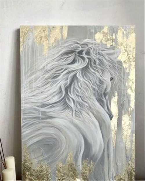 Картина с белой лошадью