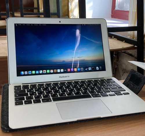 Apple MacBook Air 11