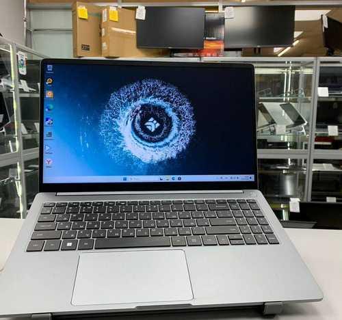 Ноутбук Dexp Core i5 8 ядер/ Ram 16Gb/ SSD