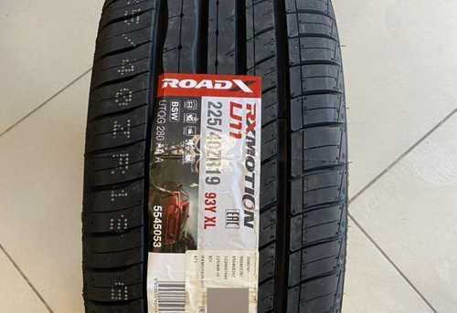 RoadX RXMotion U11 225/40 R19 93Y