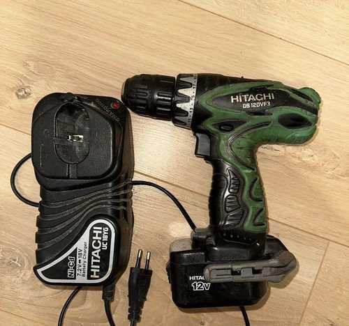 Шуруповерт hitachi