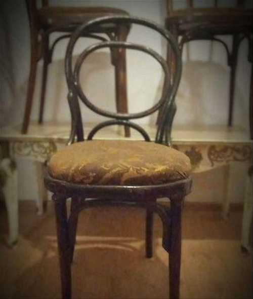 Антикварные и винтажные стулья из коллекции