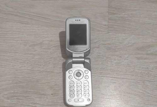 Мобильный телефон Sony Ericsson Z530i