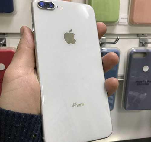 iPhone 8 Plus, 64 ГБ