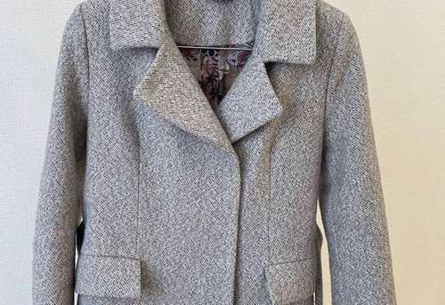 Пальто женское зимнее 44 размер бу