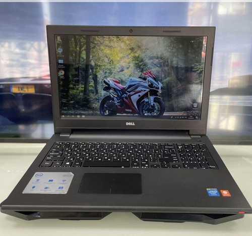 Ноутбук Dell Inspiron 15-3000