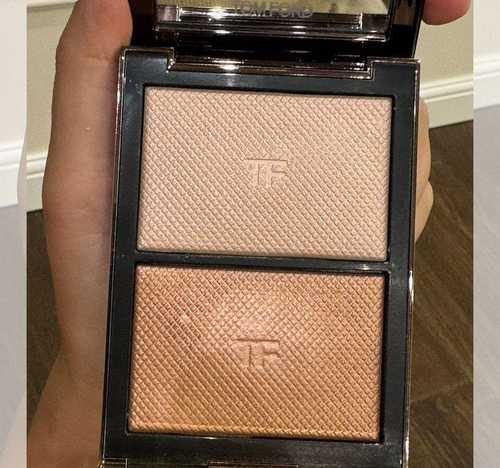 TOM ford хайлайтер румяна Peachlight