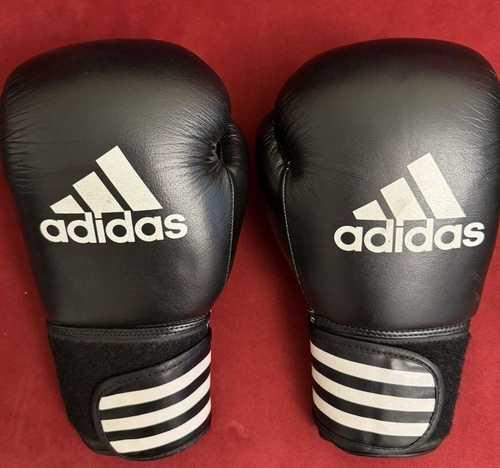 Боксерские перчатки Adidas 12 oz