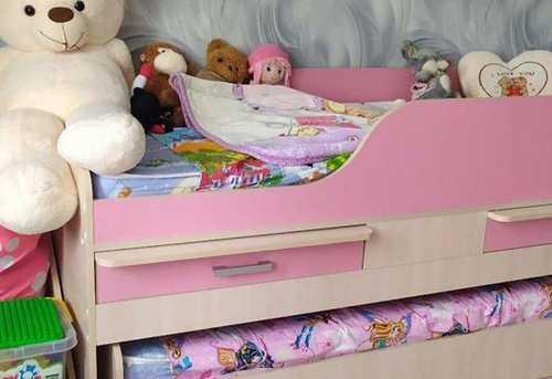 Детская кровать для двоих детей