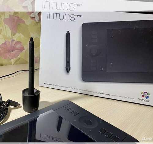 Графический планшет Wacom intuos pro s