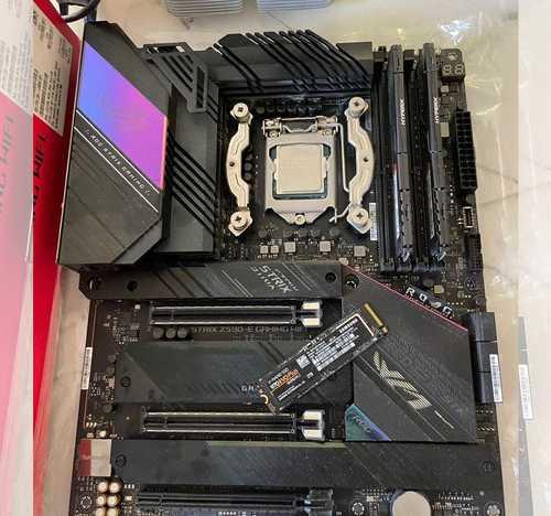 Asus Strix Z590-E Gaming WiFi   11900K   32GB DDR4