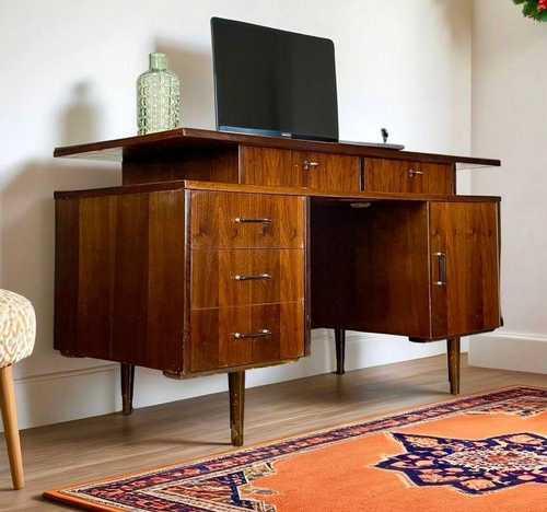 Винтажный письменный стол mid century modern