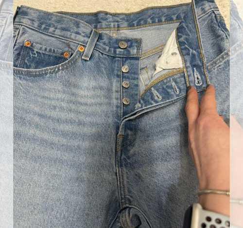 Женские джинсы levis 501 w30