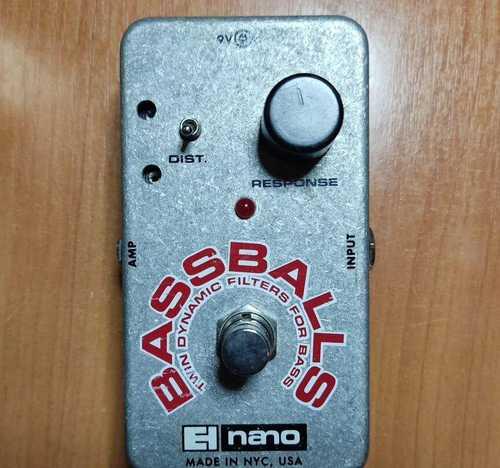 Педаль Electro-Harmonix (EHX) Bassballs Nano