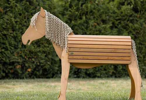 Декор для сада деревянная лошадка