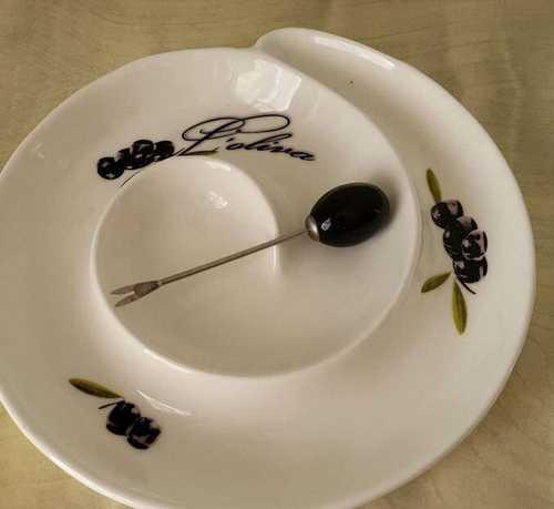 Тарелка для маслин и оливок со шпажкой
