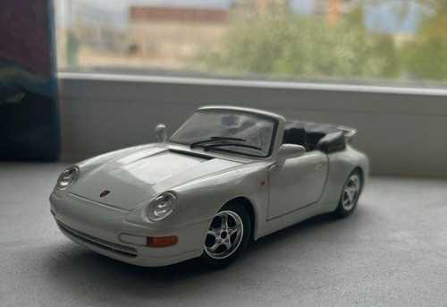 Модель автомобиля porsche 911 burago