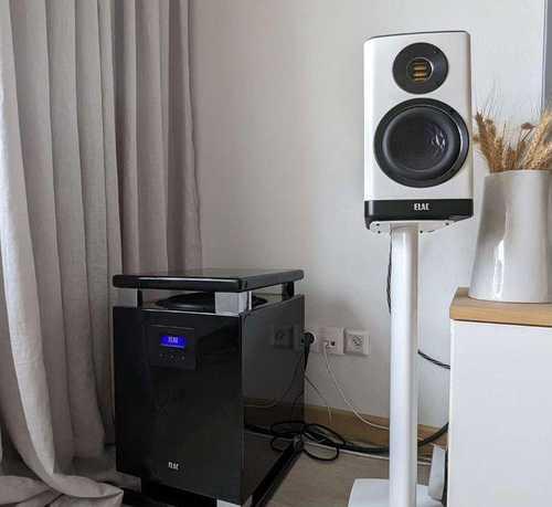 Сабвуфер Elac SUB 2080 D