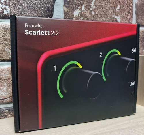 Focusrite Scarlett 2i2 4th Gen звуковая карта