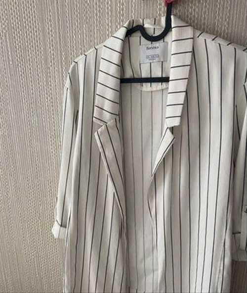 Пиджак bershka