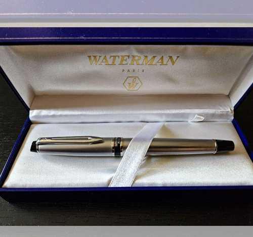 Перьевая ручка Waterman