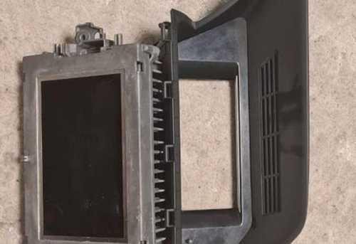Штатный монитор с рамкой Мерседес-Бенц GLK x204