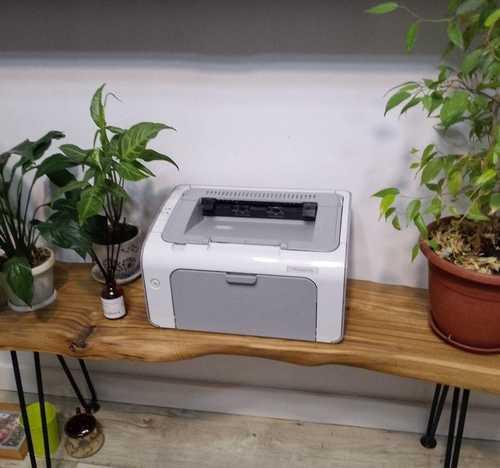 Принтер HP laserjet p1102