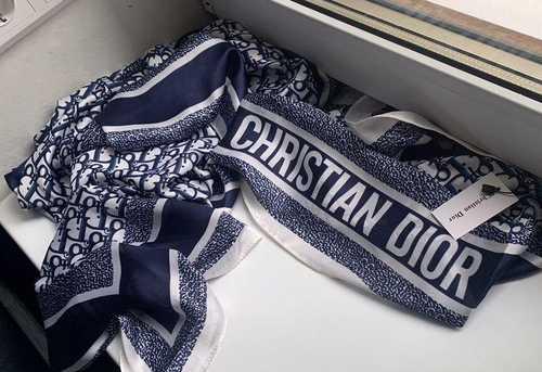 Christian Dior новый шёлковый палантин