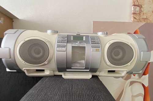 Магнитола Бумбокс jvc BoomBlaster RV-NB51W