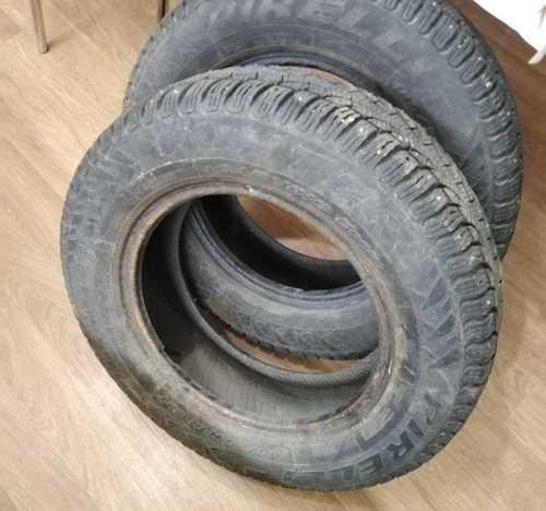Pirelli Winter Carving 185/70 R14 88