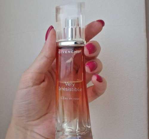 Givenchy very irresistible l'eau en rose