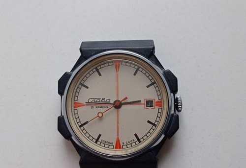 Часы механические Слава 2414 из СССР пластик