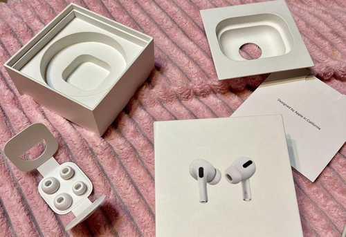 Коробка от наушников AirPods Pro