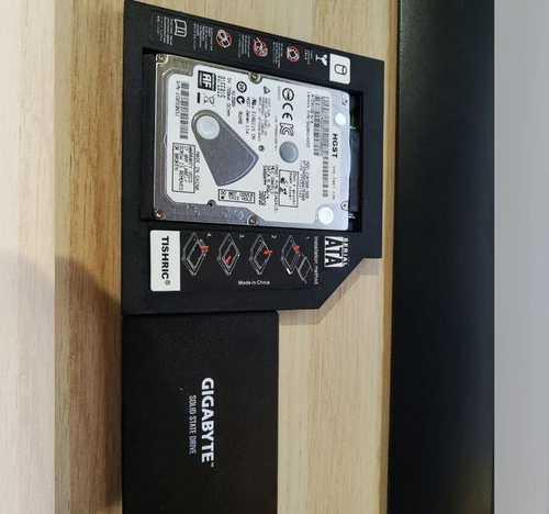 SSD и жёсткий диск 2.5