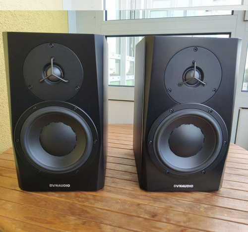 Студийные мониторы Dynaudio LYD-7