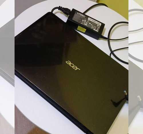 Ноутбук acer E1-571G