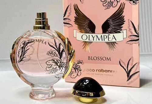 Женские духи Olympea Blossom