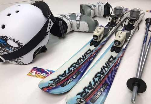 Детские горные лыжи, горнолыжные ботинки, шлем, ма