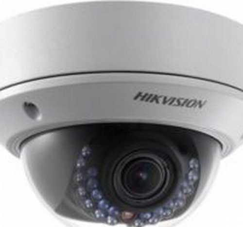 Видеокамера Hikvision DS-2CD2722FWD-IS