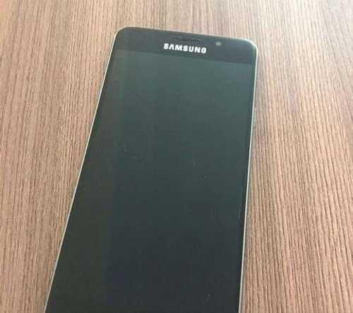 Телефон Samsung а3