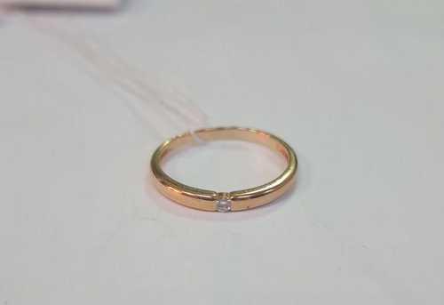 Золотое кольцо с бриллиантом 16 р 585