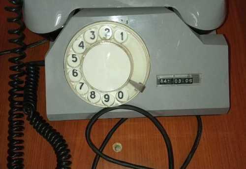 Продам телефонные аппараты СССР